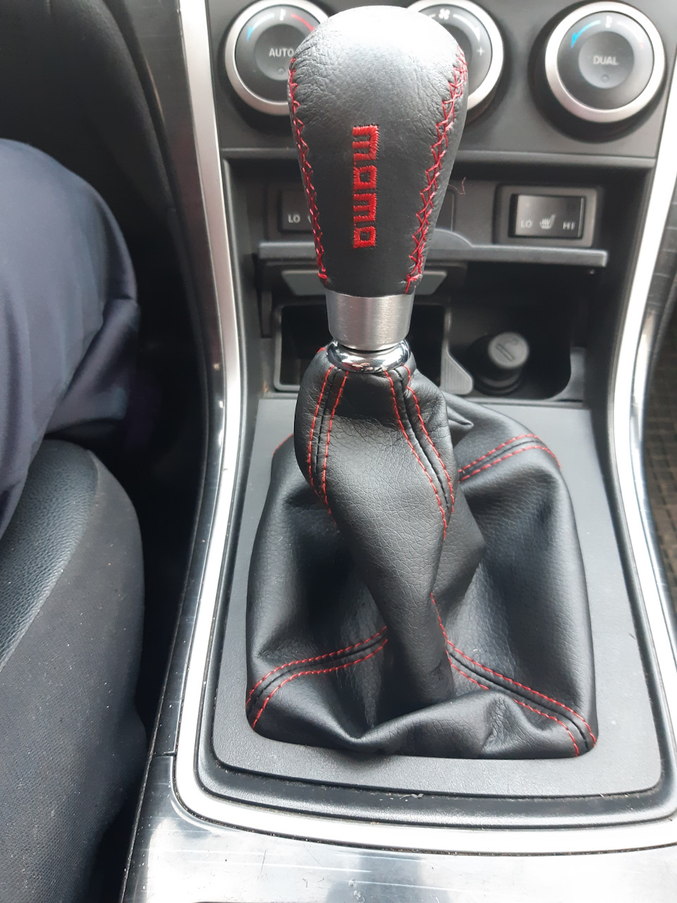 Кожух ручки МКПП, ручка МКПП, и всякое с поднебесной))) — Mazda 6 (2G ...
