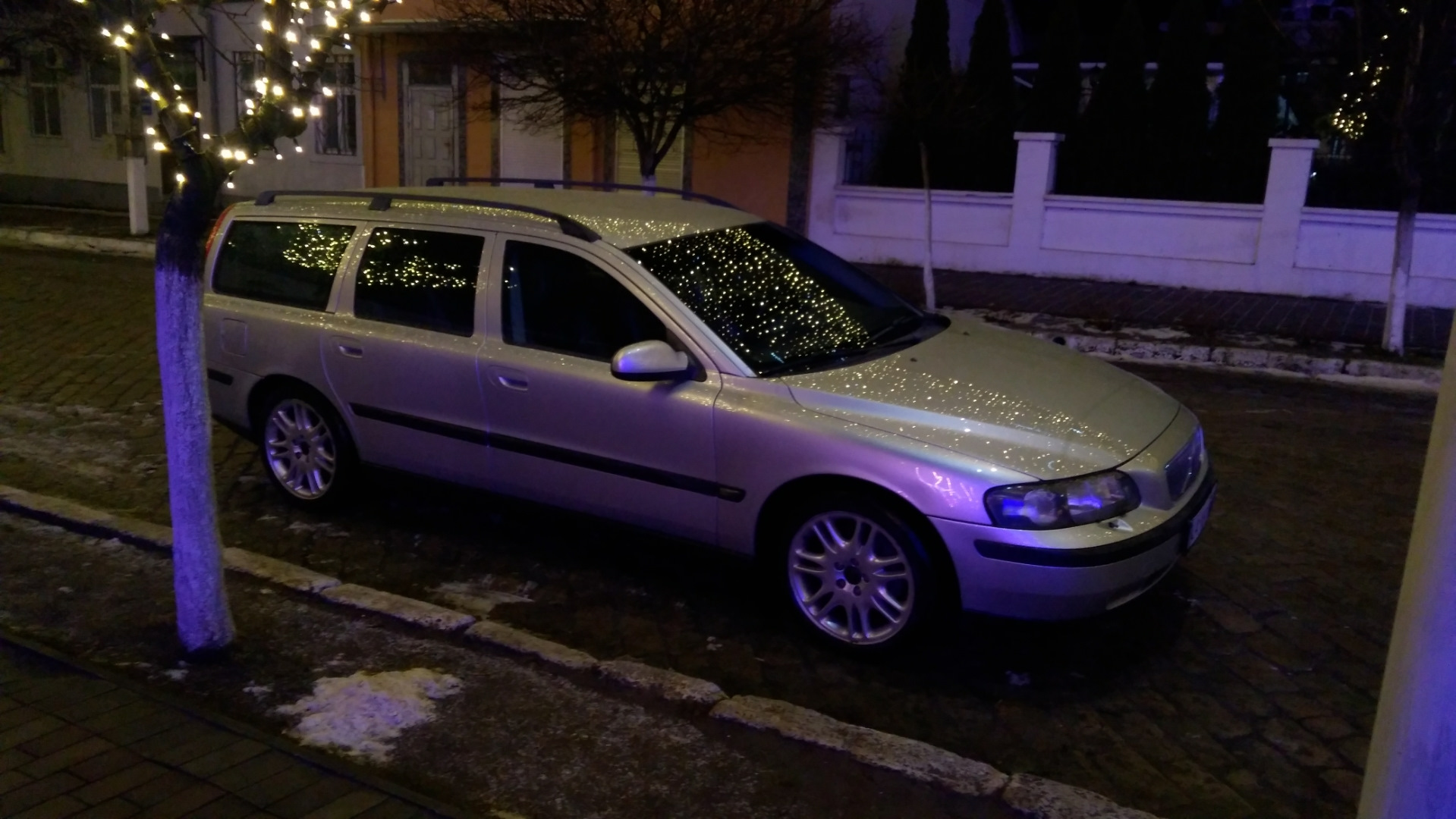 Фотос — Volvo V70 II, 2,4 л, 2001 года | фотография | DRIVE2