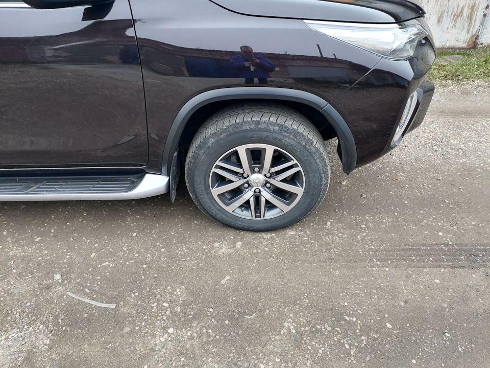 Смена резины — Toyota Fortuner (2G), 2,8 л, 2017 года | колёсные диски ...