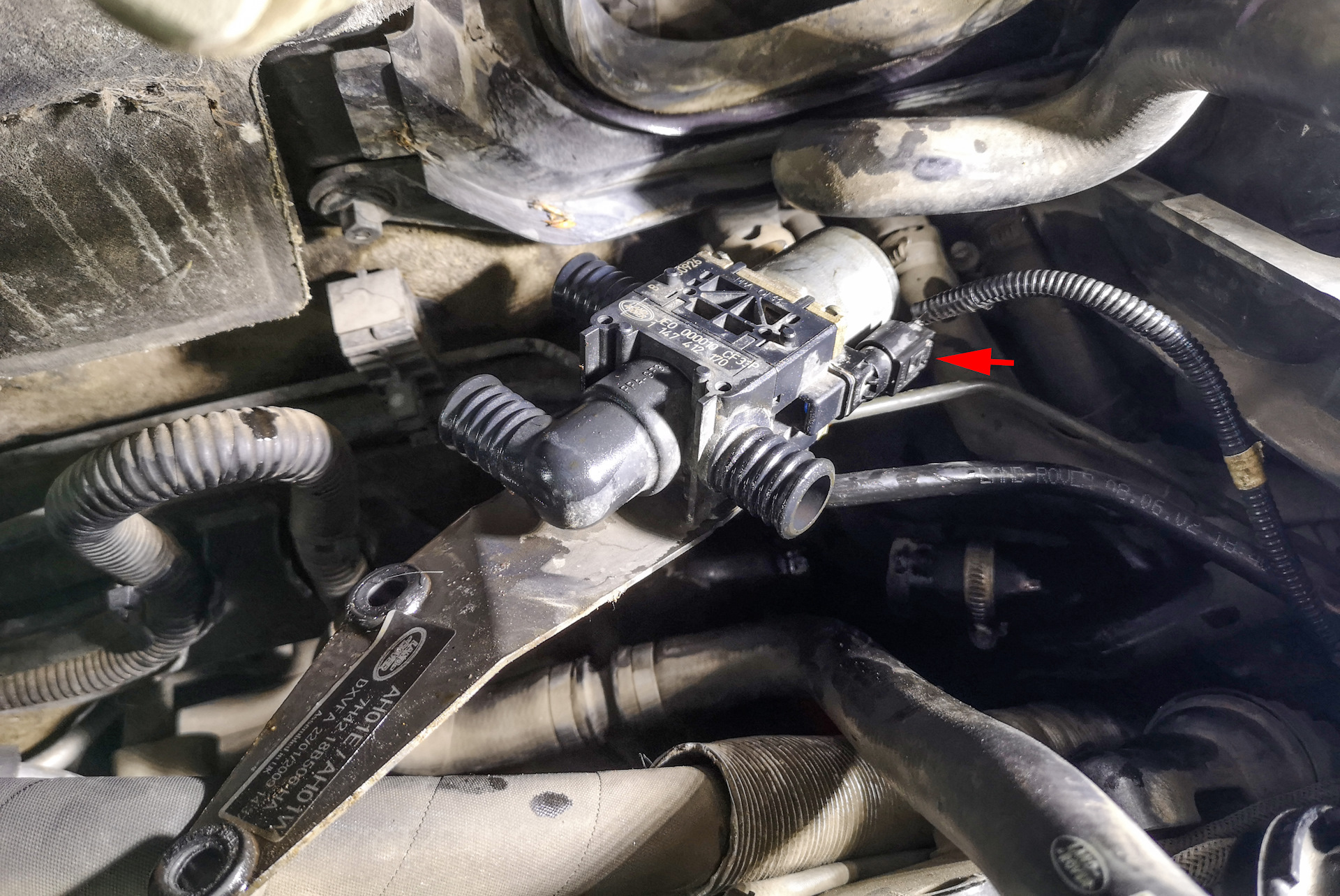 Ремонт клапана Webasto Range Rover — Land Rover Range Rover (3G), 3,6 л ...