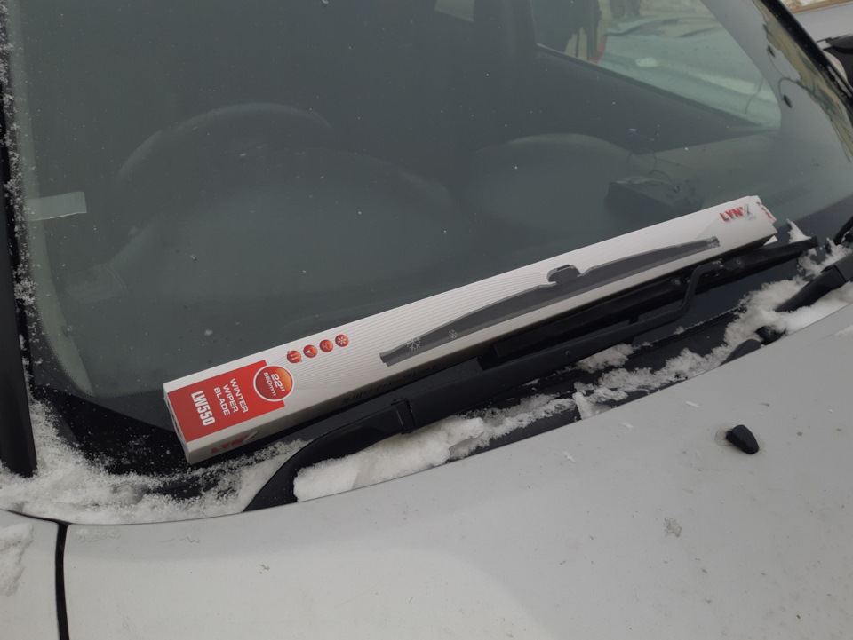 🧹 Зимние каркасные щетки стеклоочистителя Lynx 🧹 — Toyota Kluger, 3 л ...