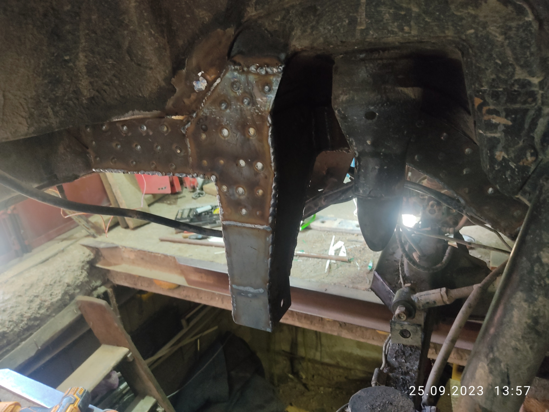 Задние лонжероны — Chevrolet Niva (1G), 1,7 л, 2008 года | кузовной ...
