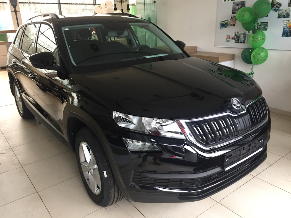 Кнопка звукового сигнала на спорт руль с переходником — Lada 21070, 1,5 ...