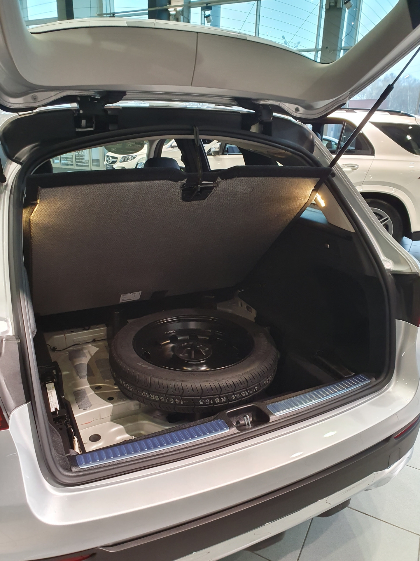 Help! Нужны 2 комплекта цоколей — Toyota Corolla (120), 1,5 л, 2002 ...