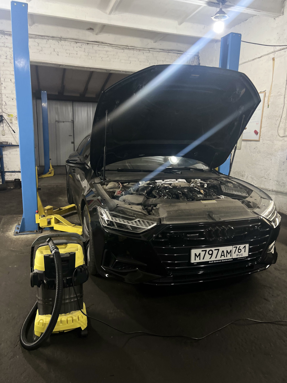 Плановое ТО — замена фильтров (4) — масло ДВС — Audi A7 Sportback (2G ...