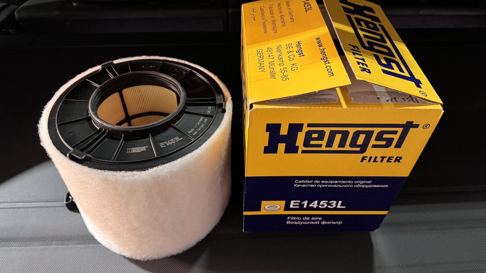 Замена ремня генератора, ролика натяжителя — Audi Q5 (2G), 2 л, 2018 ...