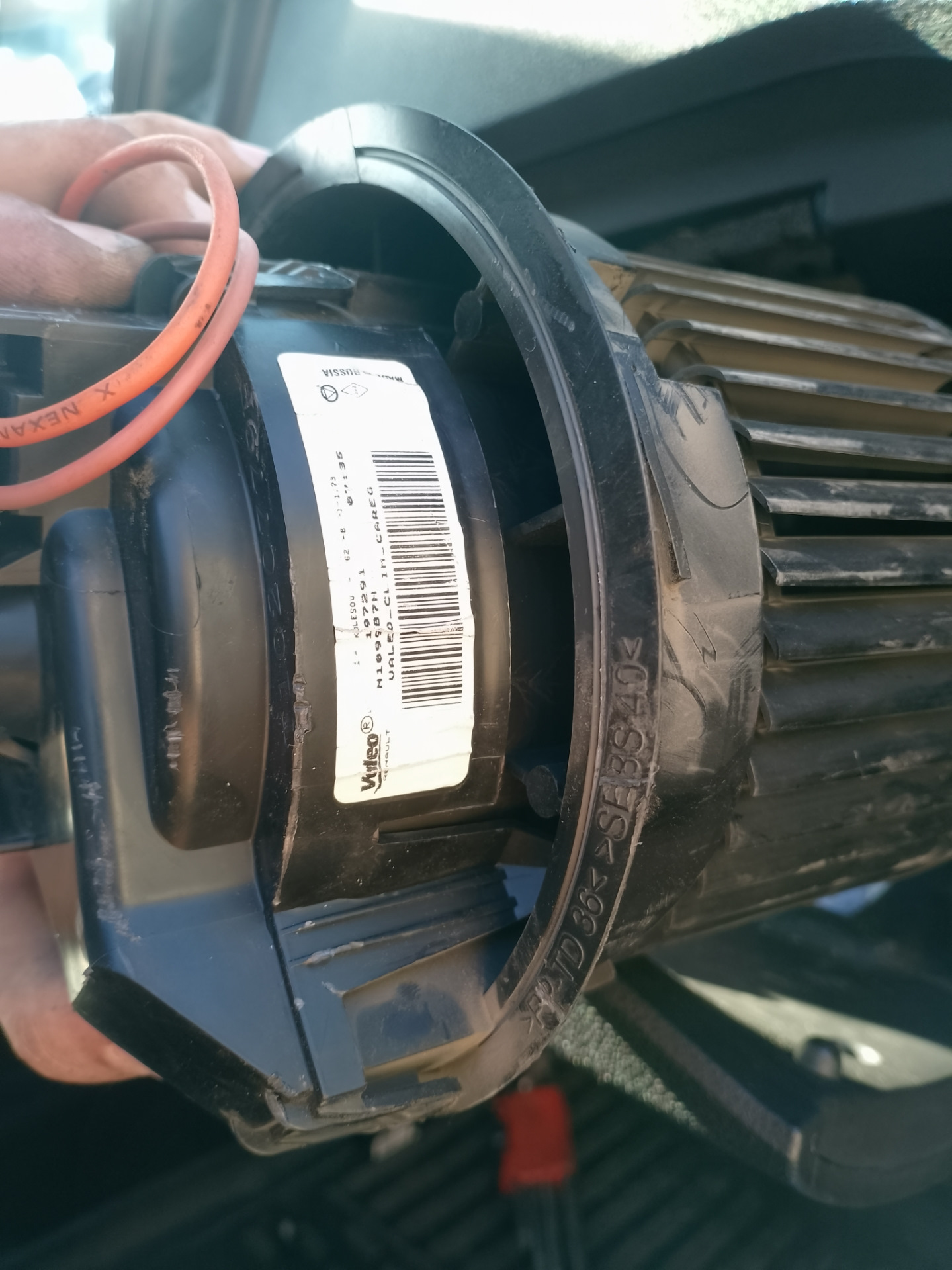 Лайфхак по замене моторчика печки. Мясо и жесть. Слабонервным и ...