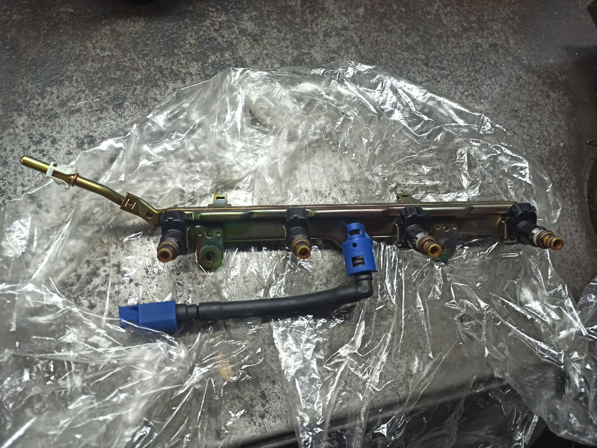 Замена топливной рампы в сборе, минусовая клемма audi a6. — Honda ...