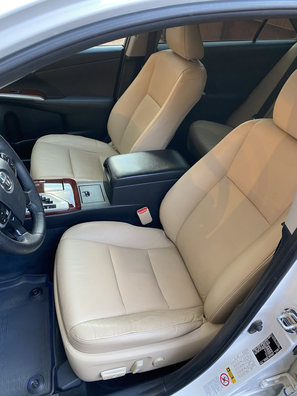 Замена тряпочного салона на кожаный. — Toyota Camry (XV50), 2,5 л, 2012 ...