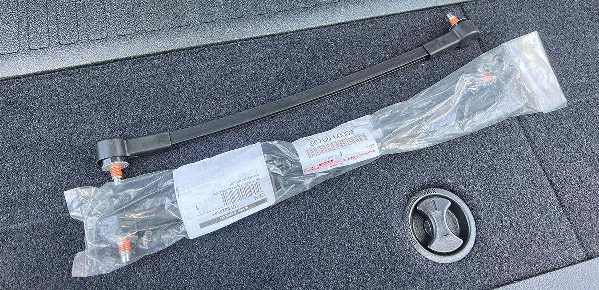 Мойка днища и продолжение Lexus'ализации — Toyota Land Cruiser 200, 4,5 ...