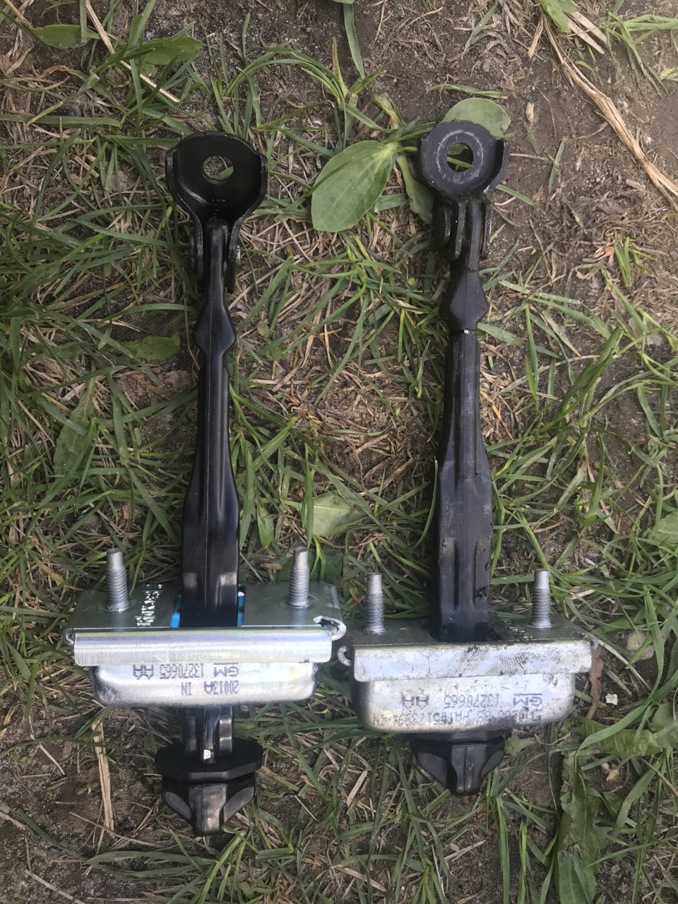 13270665 Ограничитель открывания двери GM | Запчасти на DRIVE2