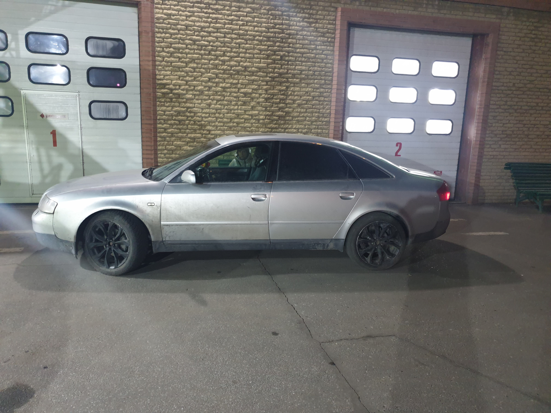 Сказ о 2 комплекте колес для зимы — Audi A6 (C5), 2,4 л, 1998 года | колёсные диски | DRIVE2