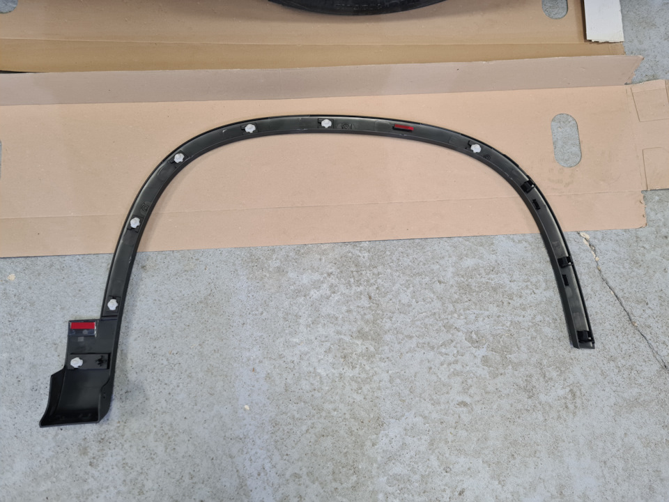 Поменял пластик переднего крыла — Volkswagen Tiguan (1G), 2 л, 2011 ...