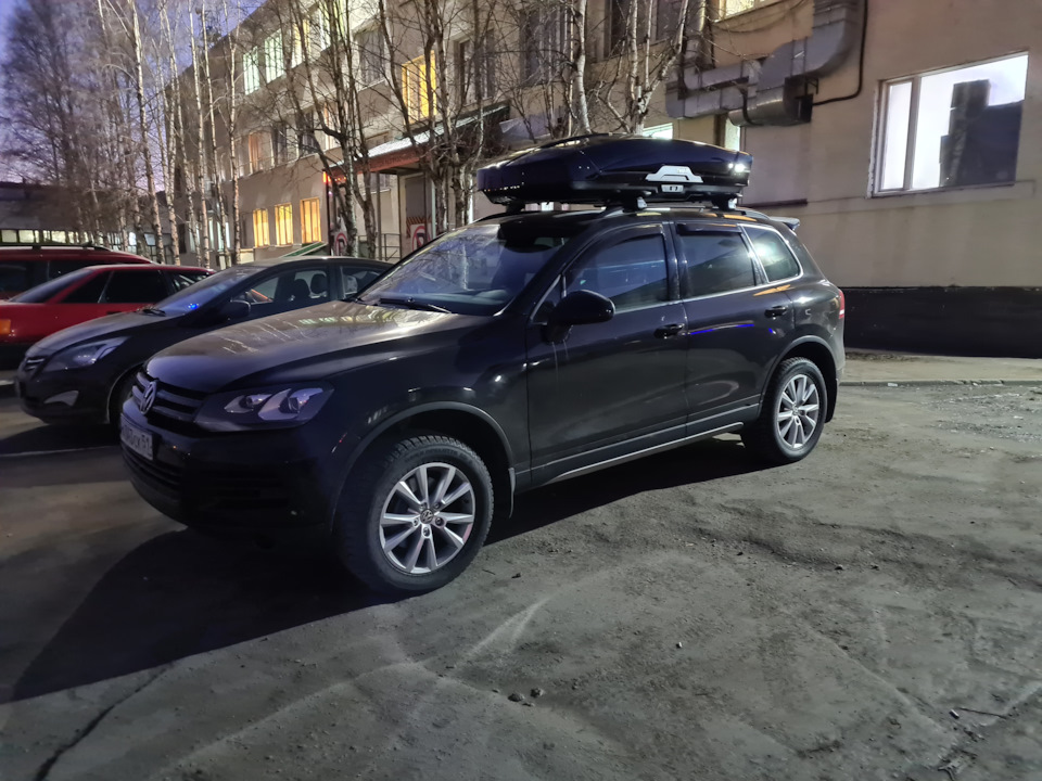 Бокс, рейлинги на крышу touareg nf — Volkswagen Touareg (2G), 3 л, 2012 ...