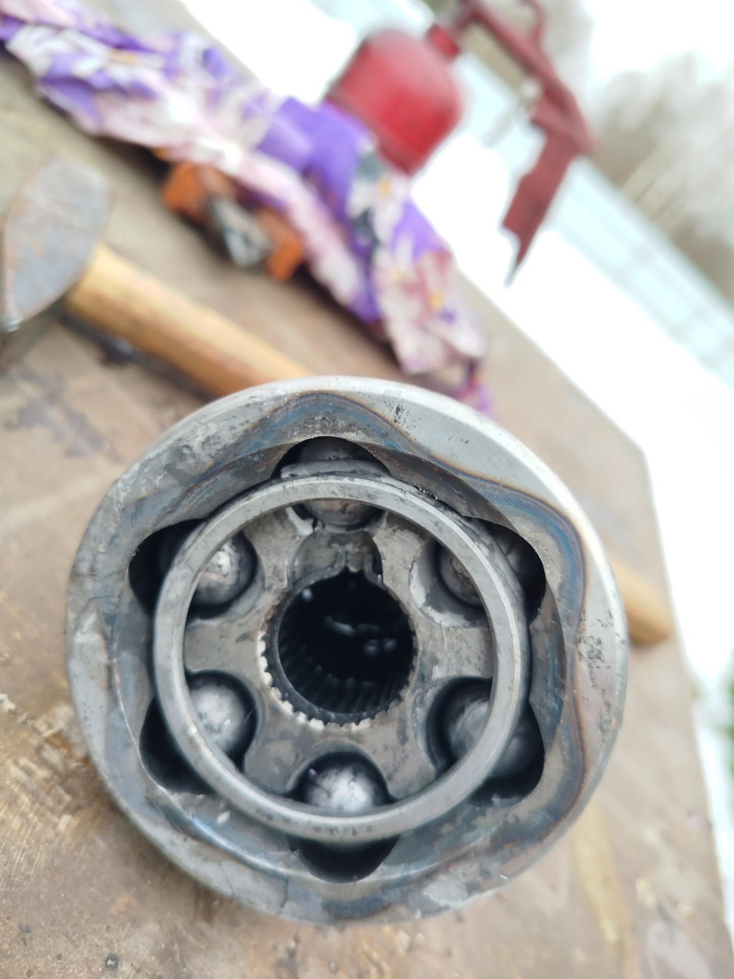 29.11.2025 Замена правого пыльника ШРУС — Renault Logan (1G), 1,6 л ...