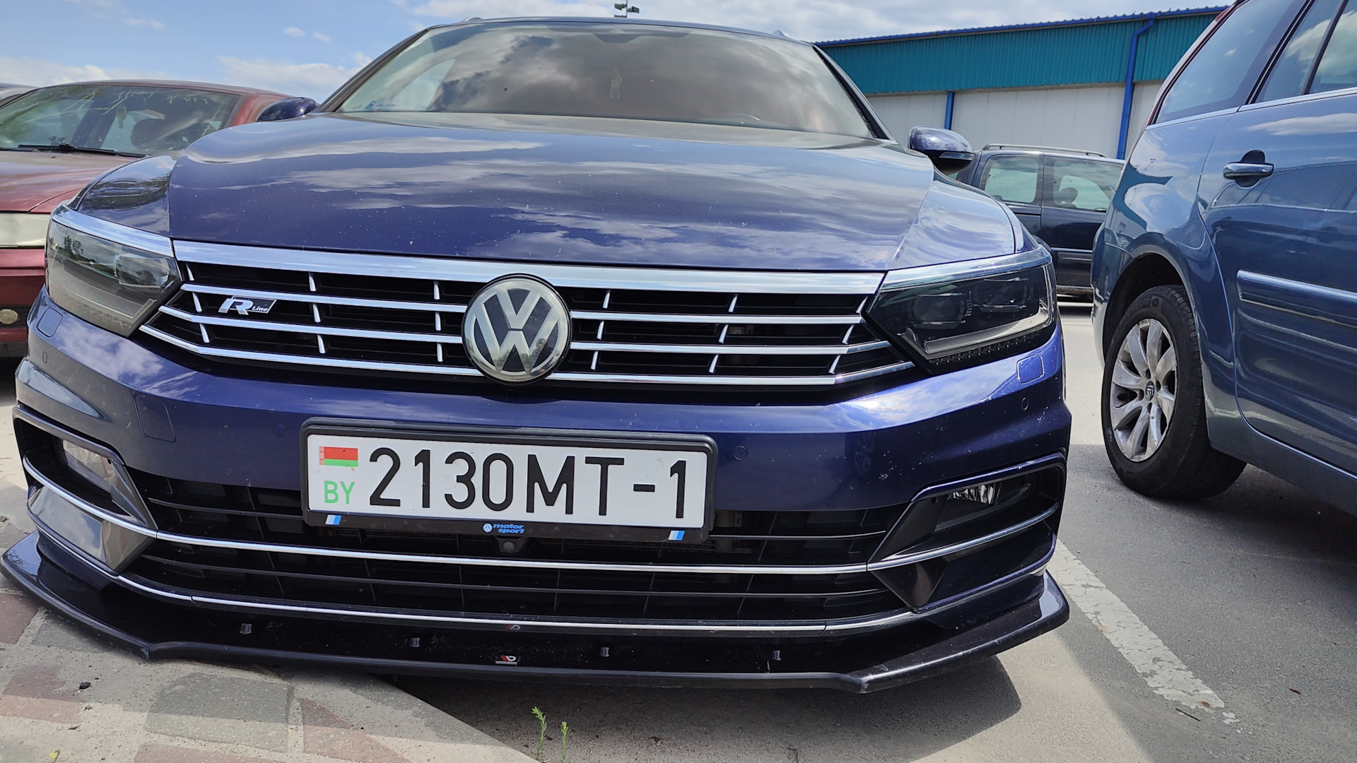 Замена передней рамки Снятие тонировки с передних фар — Volkswagen