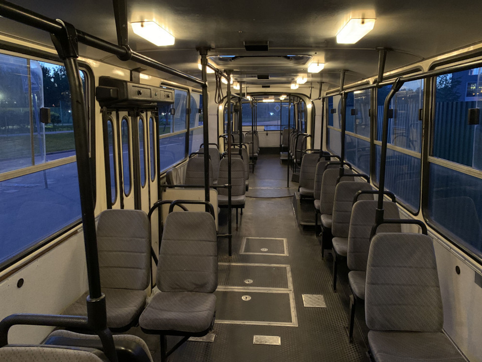 Освещение в салоне — Ikarus 280-33M, 9,9 л., 1996 года | своими руками ...