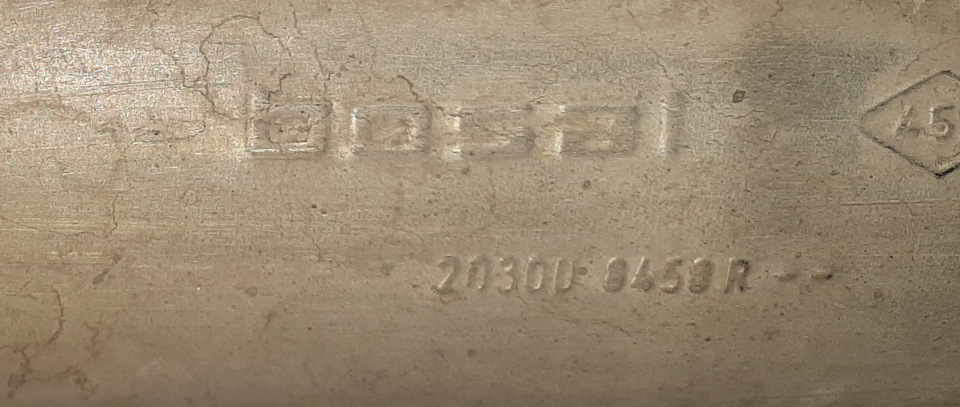Замена резонатора — Renault Duster (1G), 1,6 л, 2013 года | визит на ...