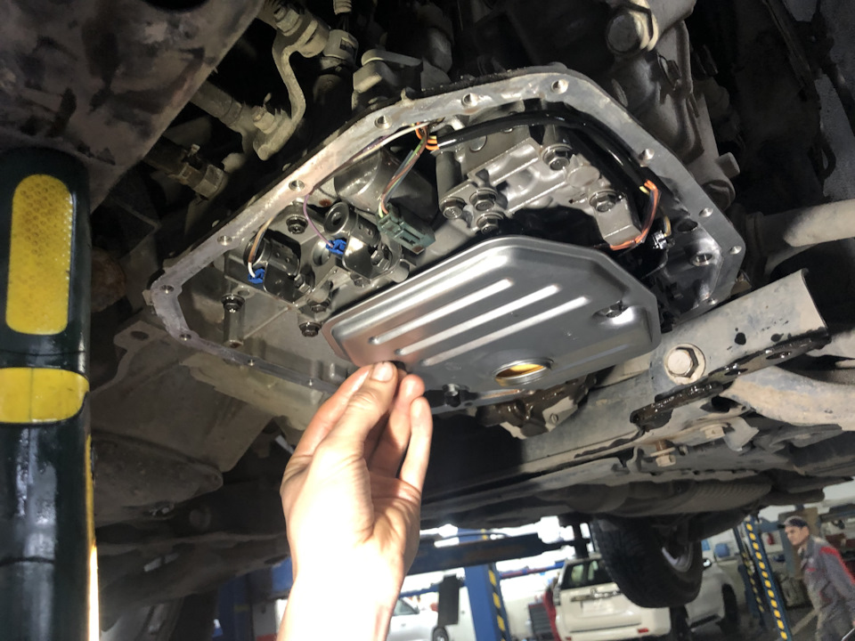 Замена масла в CVT — Toyota RAV4 (III), 2 л, 2011 года | визит на ...