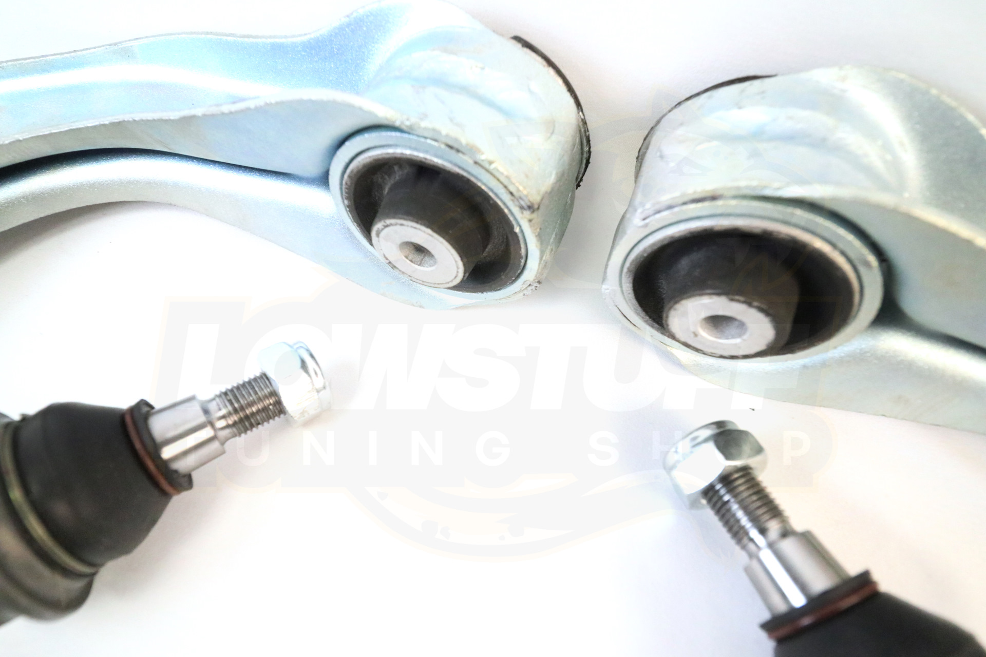 Новинка! Комплект рычагов передней подвески Mercedes W211, S211, C219 ...