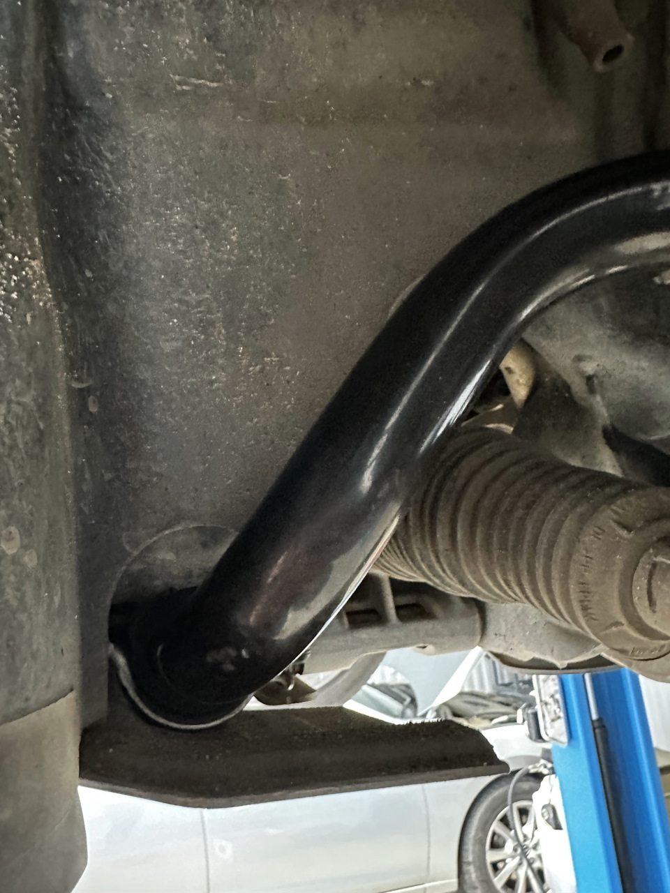 Установка стабилизаторов от Audi Q5/SQ5 на Audi A6 C7 — Audi A6 (C7), 2 ...