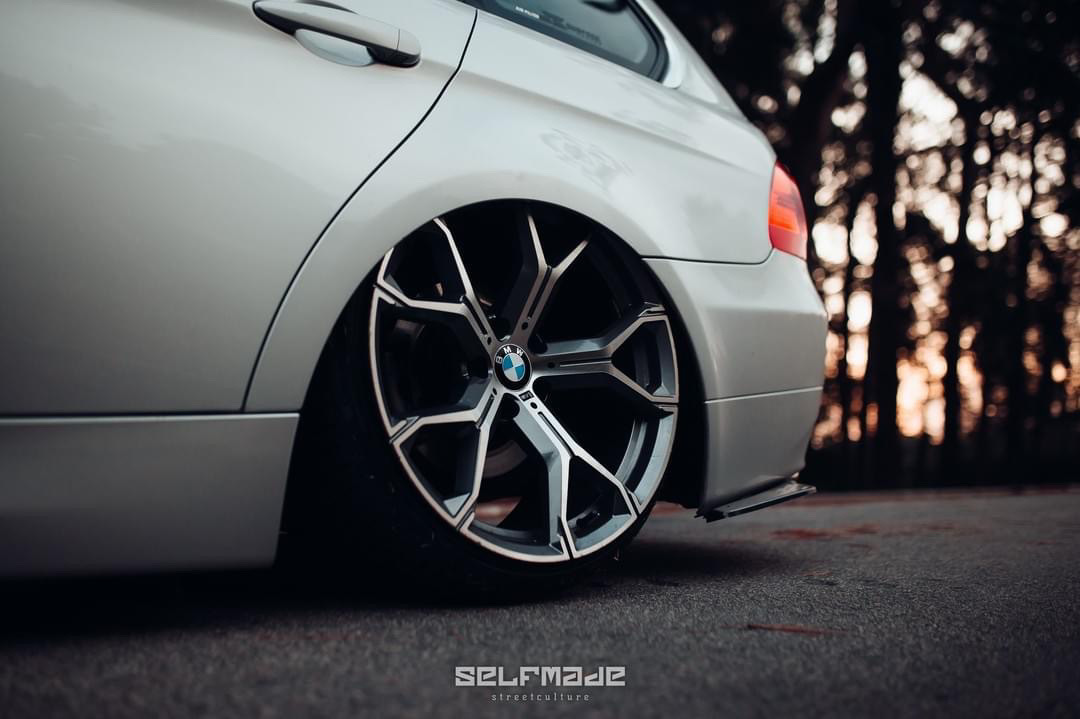 BMW 325i E91 — DRIVE2