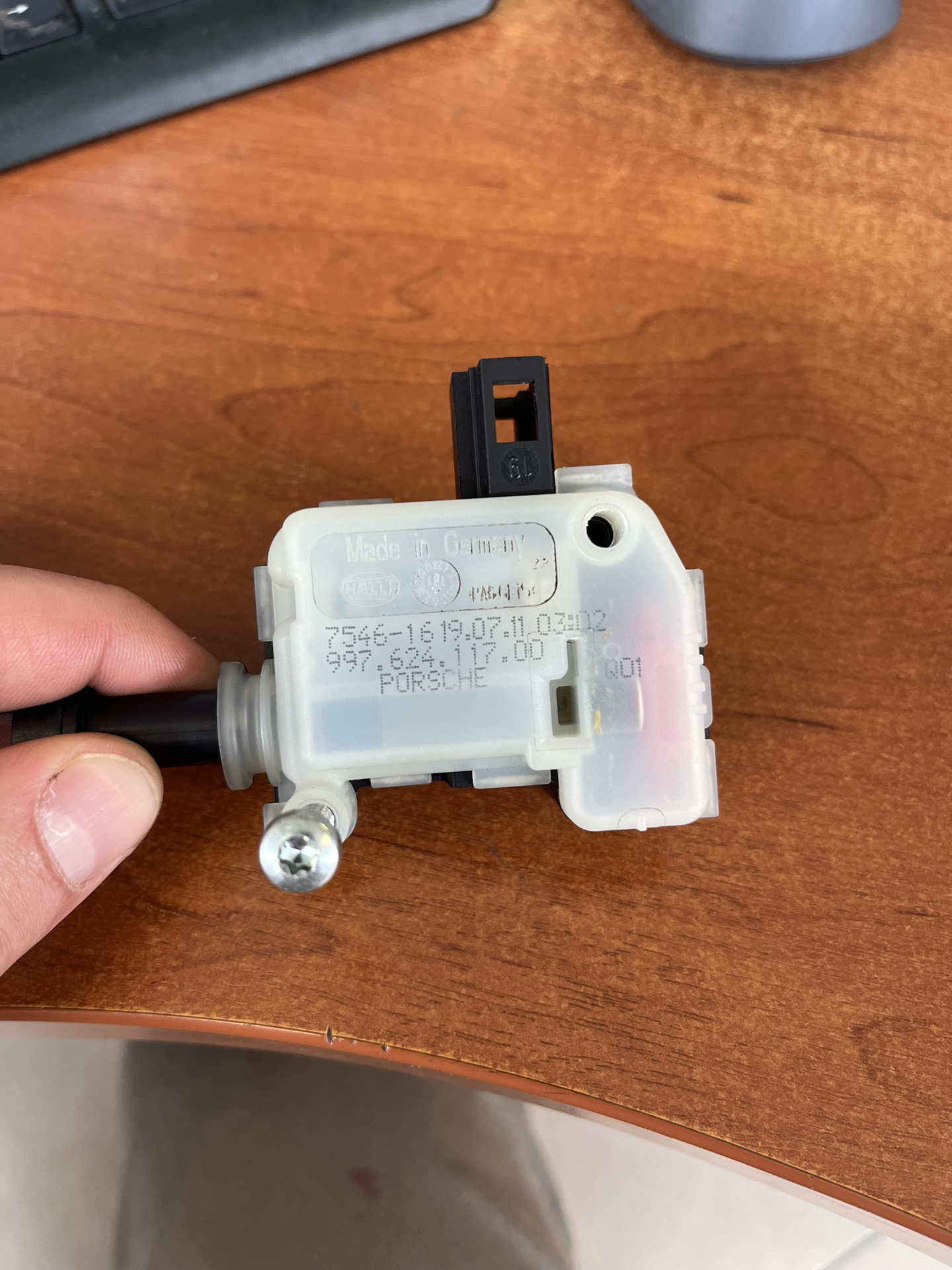 Ремонт замка сдвижной двери VW T5 — Volkswagen Multivan (T5), 2 л, 2012 ...