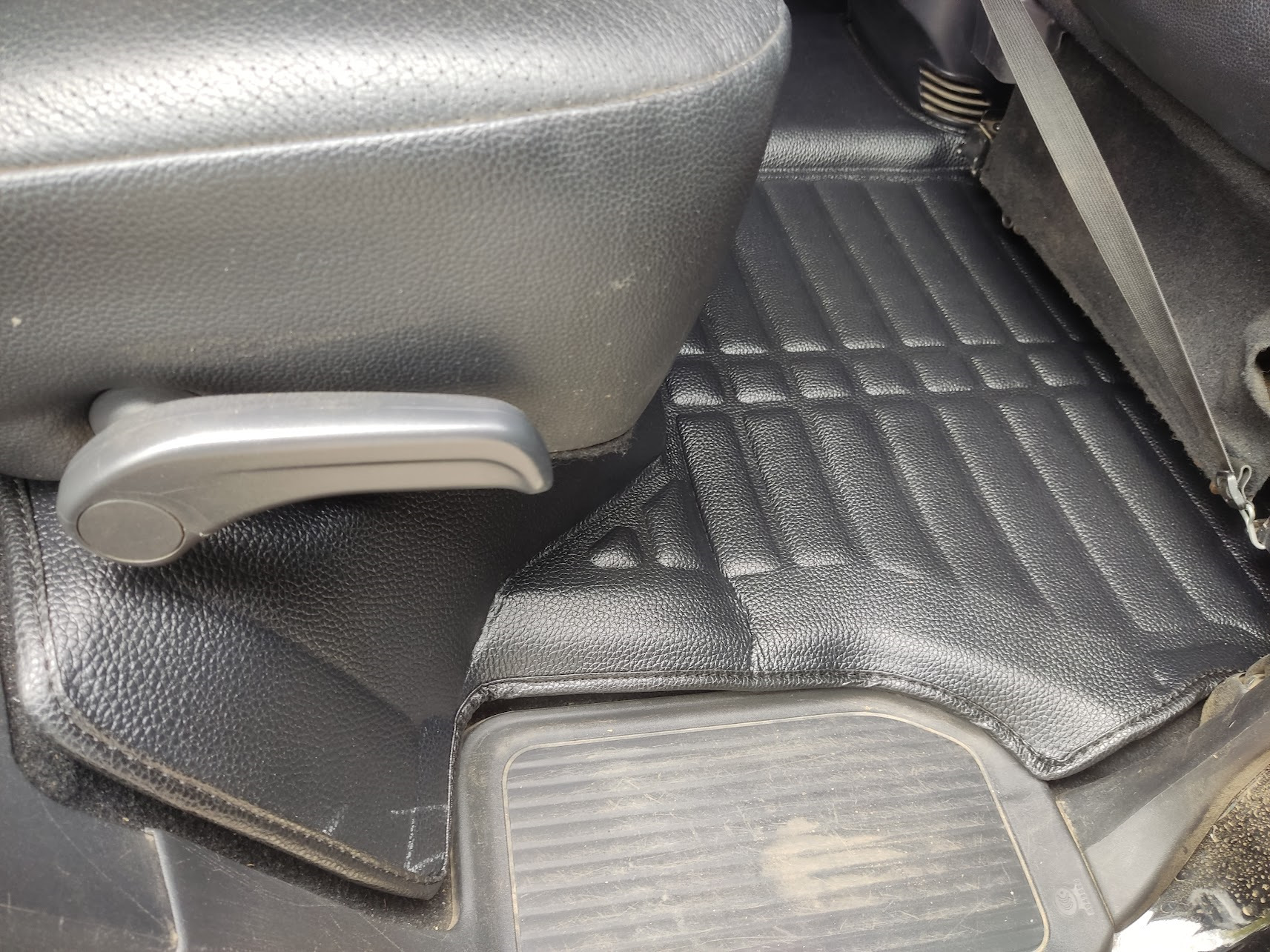 Ковры ) 4 комплект. LAJI 5D. — Mitsubishi Pajero (4G), 3 л, 2021 года ...