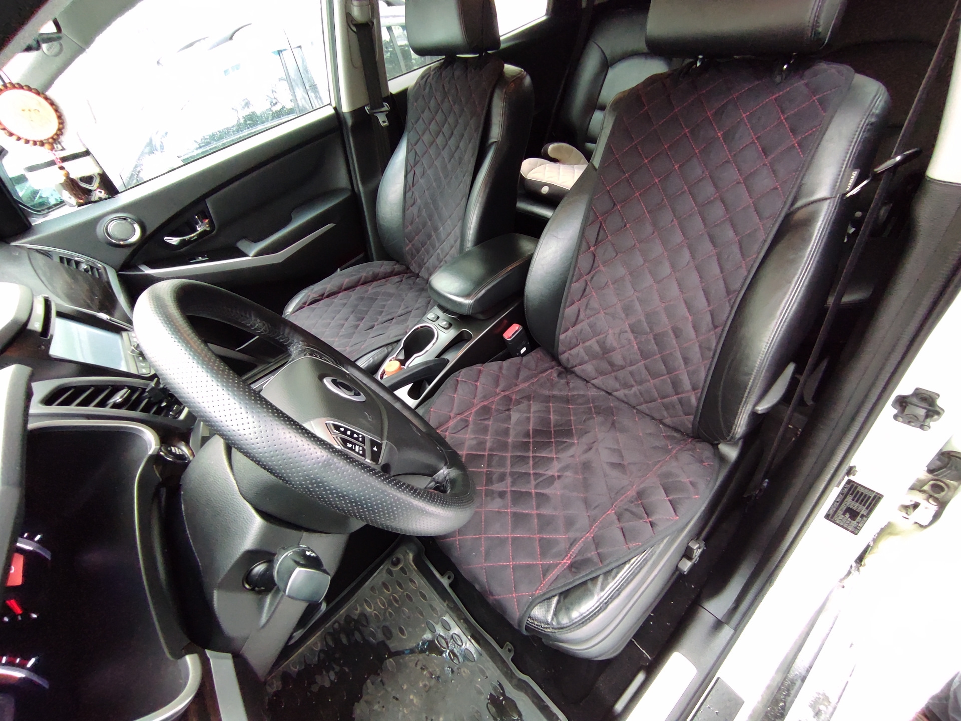Накладки на сидения! — SsangYong Actyon (2G), 2 л, 2014 года ...