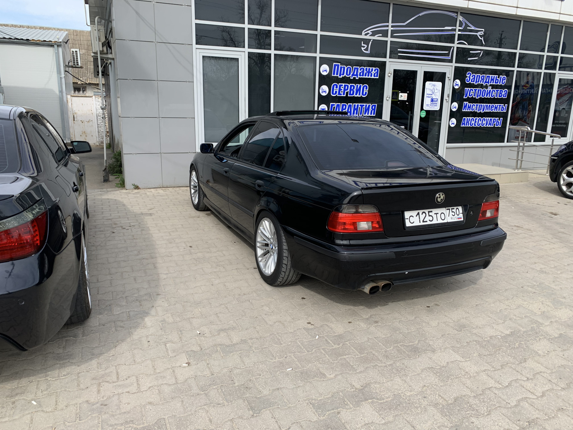 Теперь Ляля такая — BMW 5 series (E39), 3,5 л, 1999 года | просто так ...