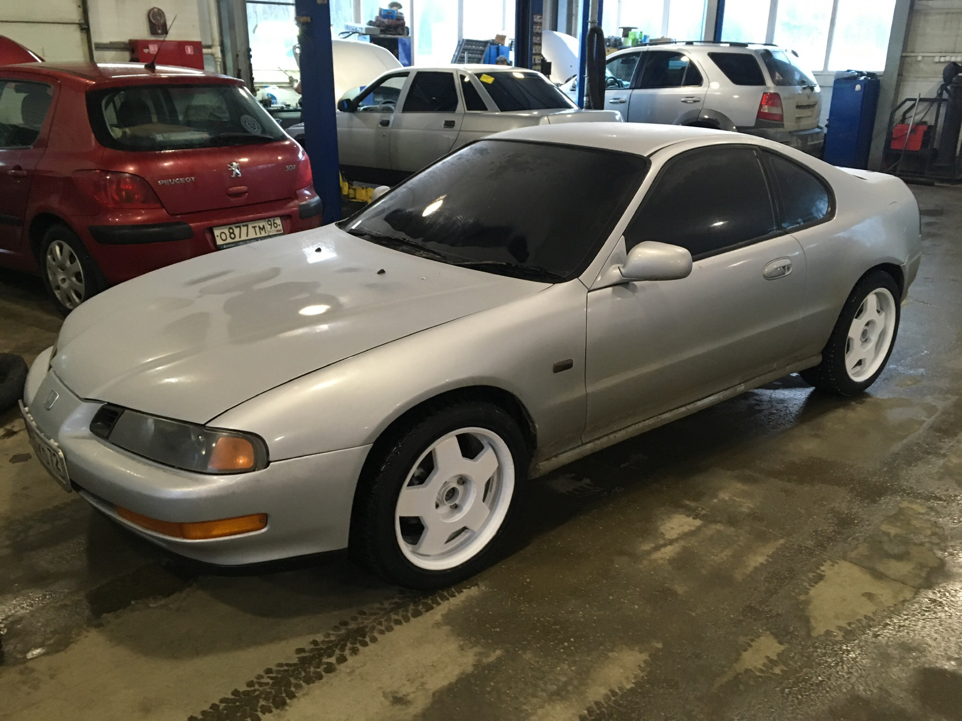 17 тапки — Honda Prelude (BA8/BA9/BB1/BB4), 2,2 л, 1993 года | колёсные ...