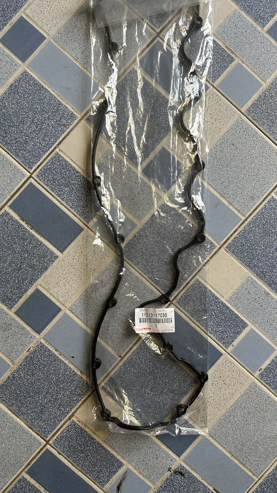 1121317030 Прокладка клап. крышки TOYOTA LEXUS | Запчасти на DRIVE2