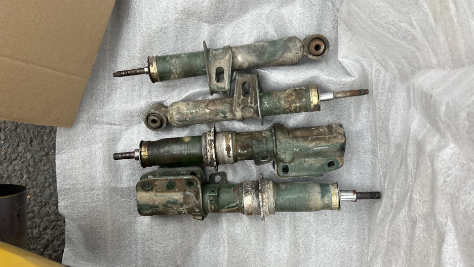 Восстанавливаем амортизаторы — Porsche 911 (993), 3,6 л, 1994 года ...