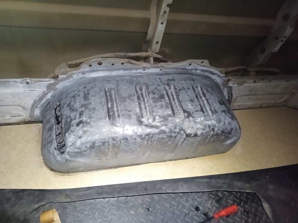 Шумоизоляция задних арок — Toyota HiAce (H100), 3 л, 1997 года | просто ...