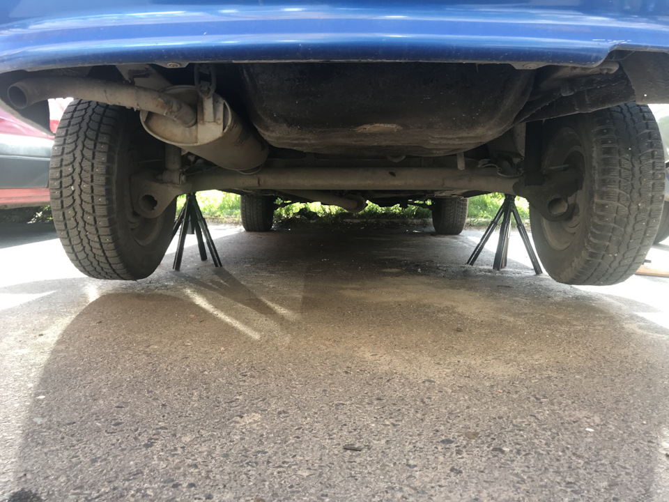 Самодельные опоры под авто — Lada Приора седан, 1,6 л, 2007 года ...