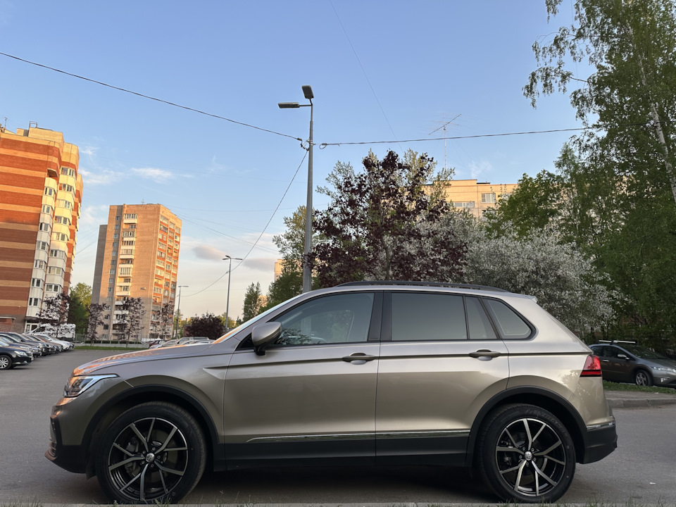 Диски R19 R Line replica и резина triangle — Volkswagen Tiguan (2G), 2 ...