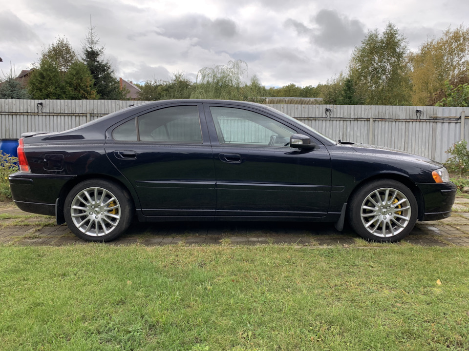 Замена тормозов, доустановка брызговиков — Volvo S60 (1G), 2,4 л, 2007 ...