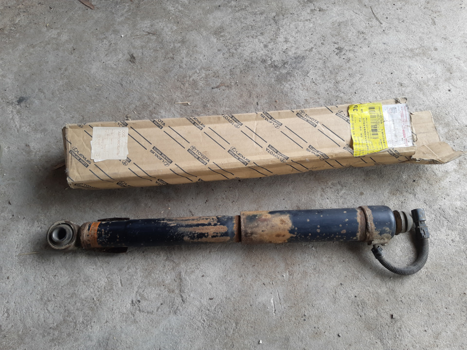 4853069485 Амортизатор TOYOTA LEXUS | Запчасти на DRIVE2