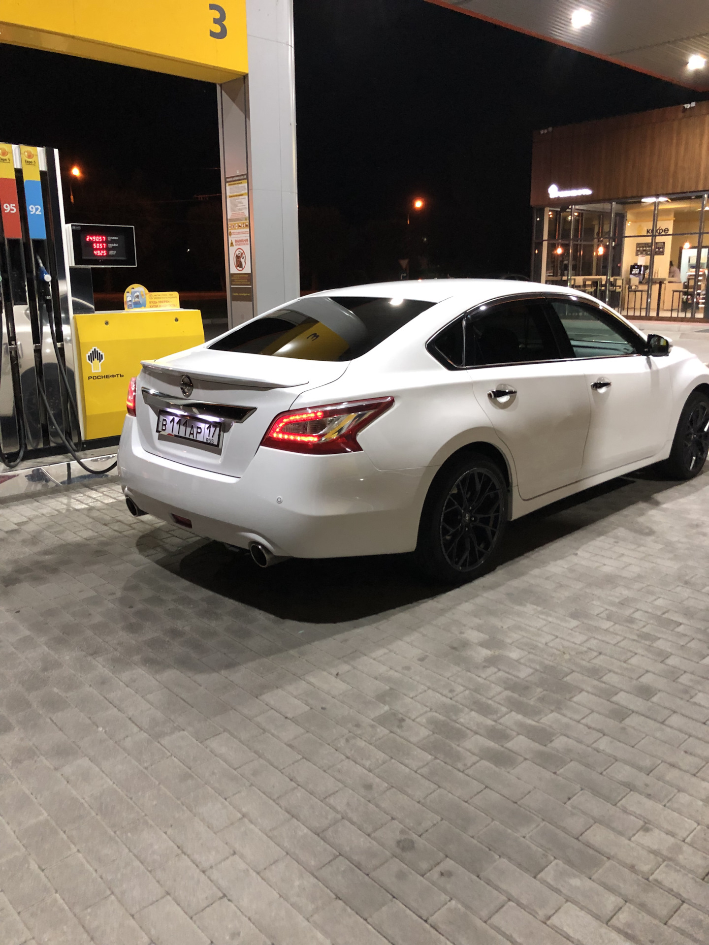 Установка спойлера — Nissan Teana (L33), 2,5 л, 2015 года | стайлинг ...