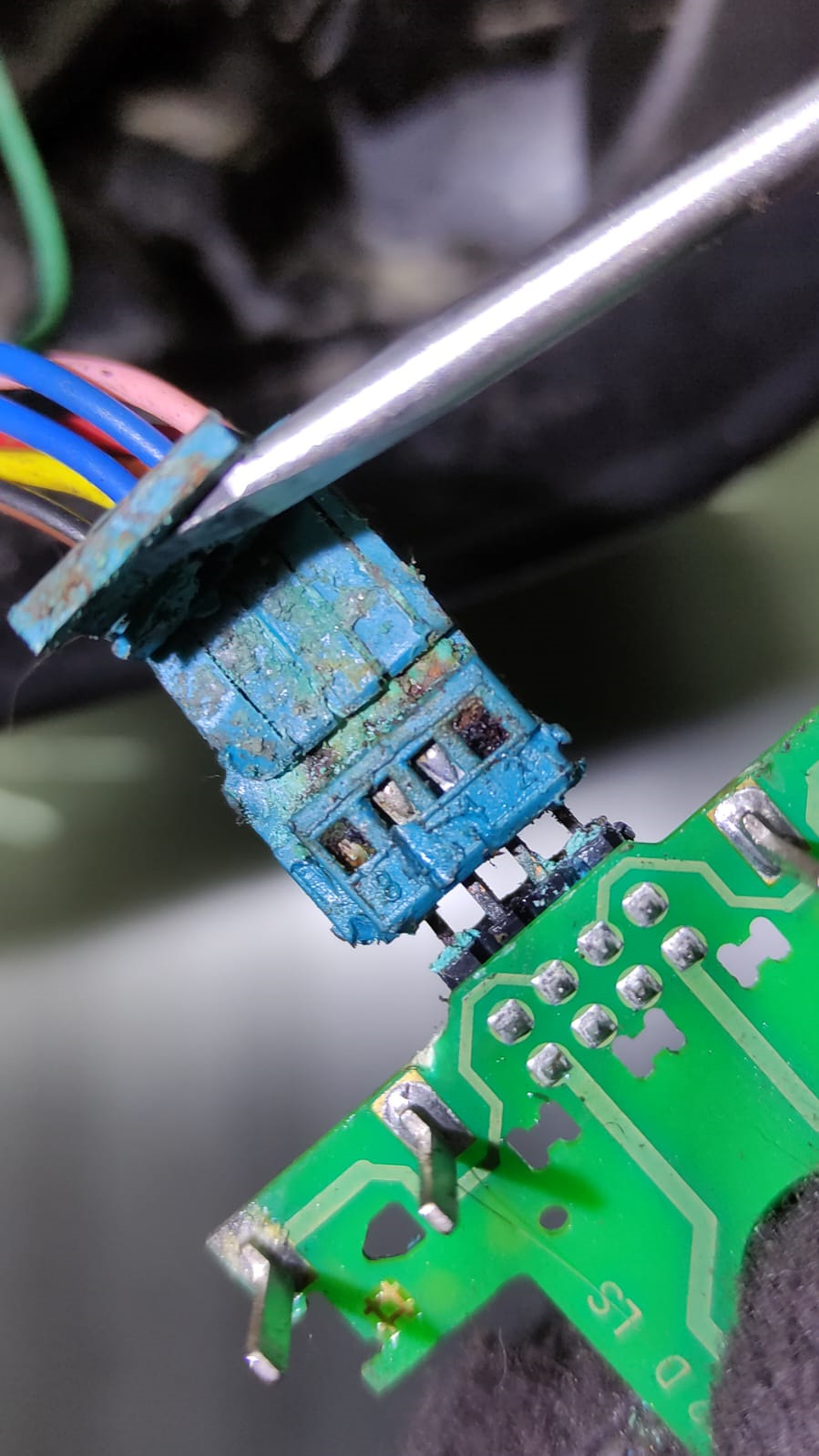 19. Посыпалась — Volvo XC90 (1G), 2,5 л, 2008 года | визит на сервис ...