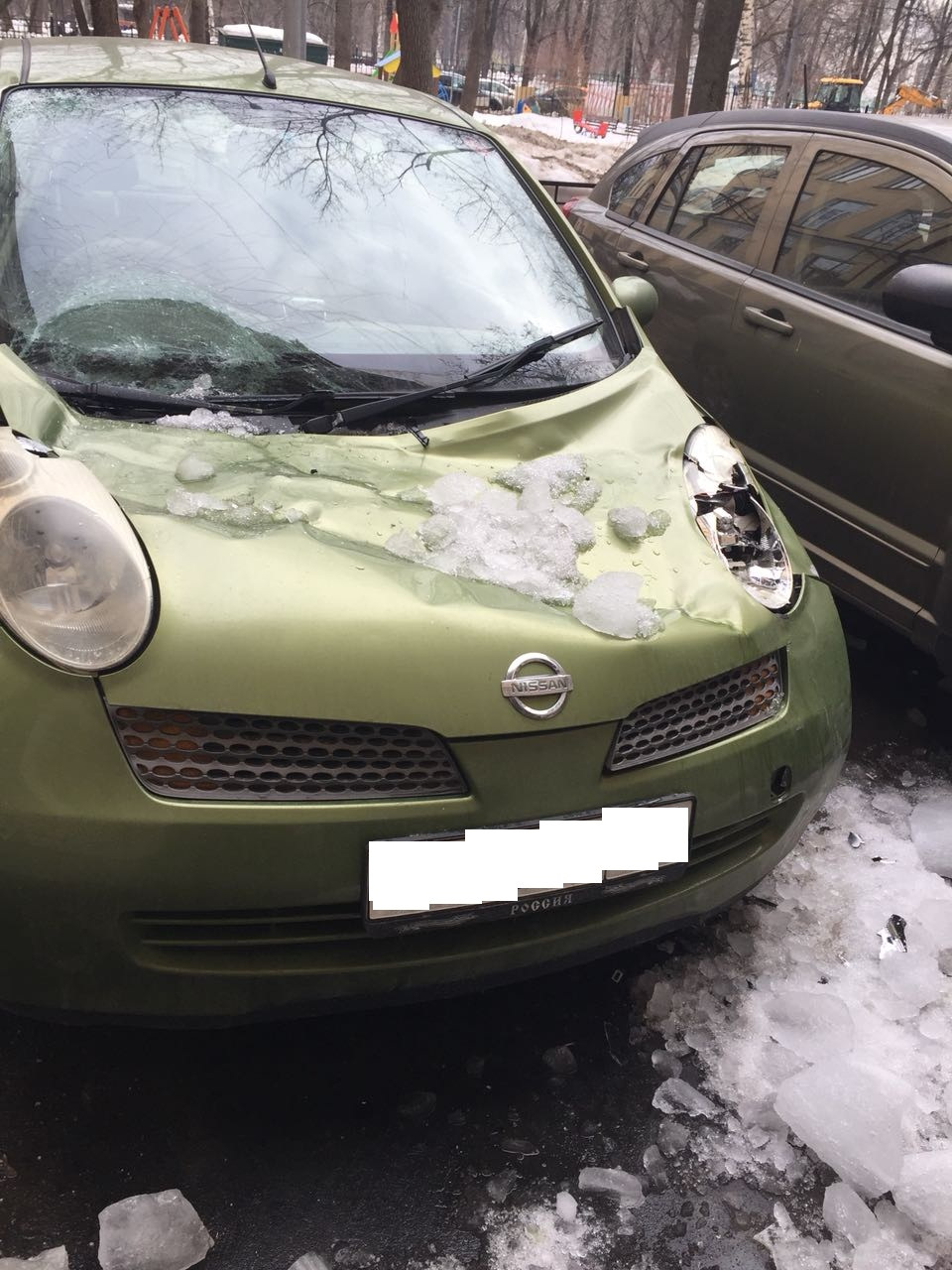 Как мы бились за ущерб с Жилищником от падения снега на авто! — DRIVE2