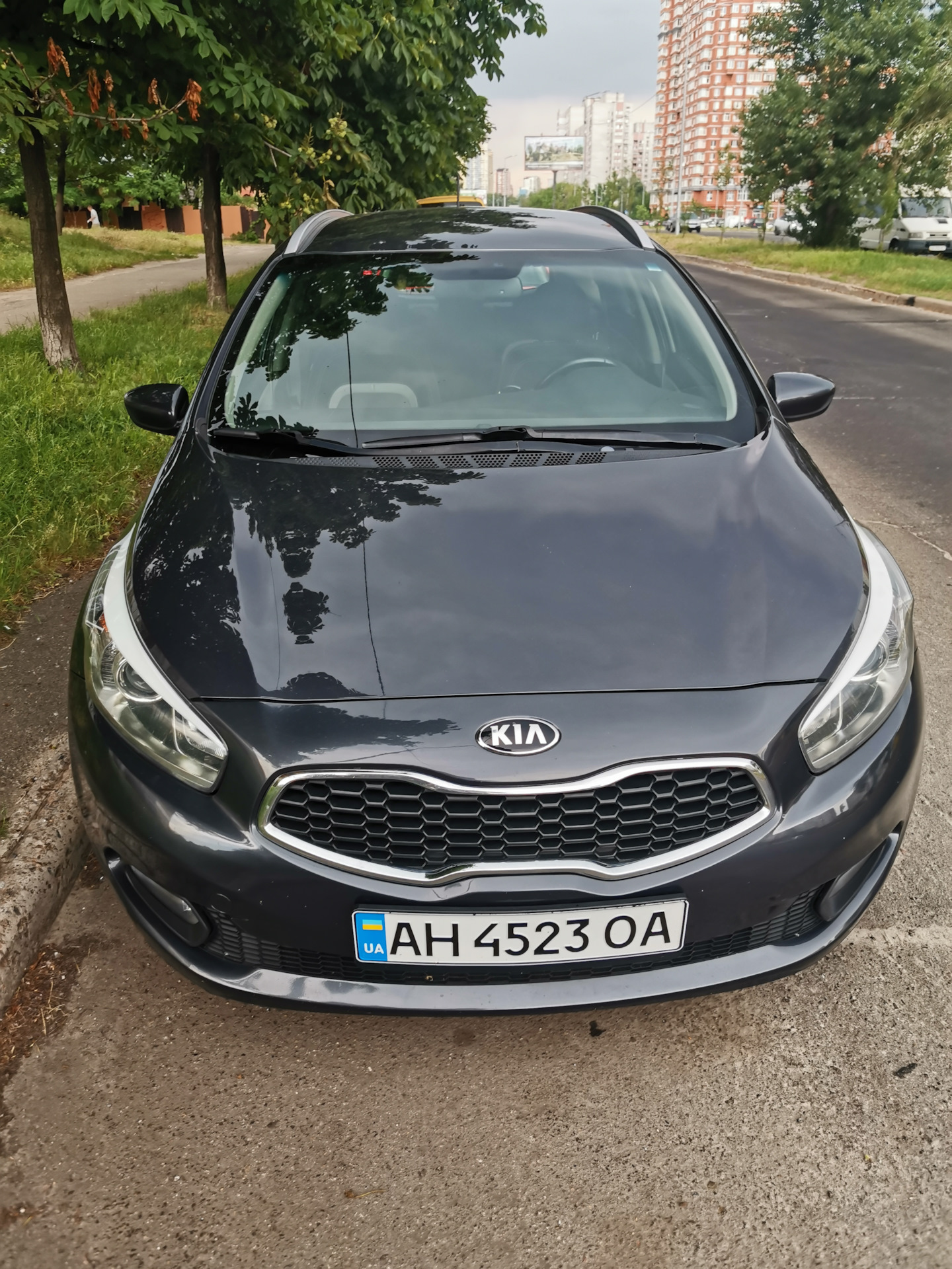 Гибридные дворники, коврики в салон — KIA Ceed (2G), 1,6 л, 2013 года ...