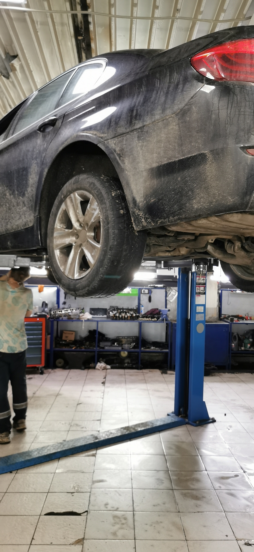 Пружина амортизатора — BMW 5 series (F10), 2 л, 2014 года | поломка ...