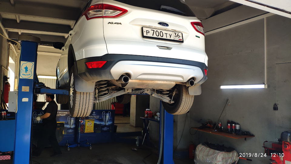 Плановое ТО, свечи, масло в коробке — Ford Kuga (2G), 1,6 л, 2014 года ...