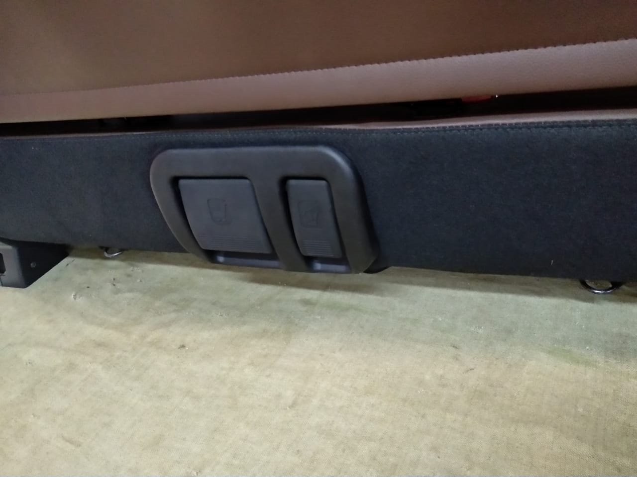 Изофиксы 3 вариант. С проушинами для фиксации детского сидения якорным ...