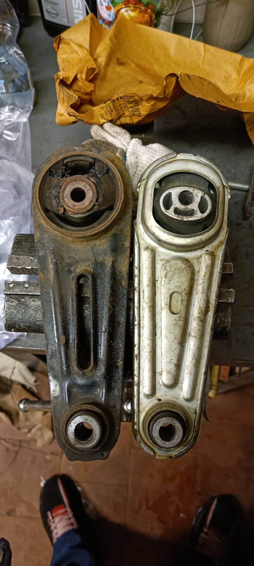 112383665R Растяжка задн подвески RENAULT | Запчасти на DRIVE2