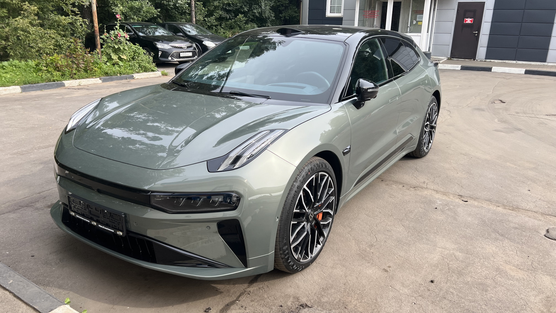 Zeekr 001 электрический 2024 | зеленый рест на DRIVE2