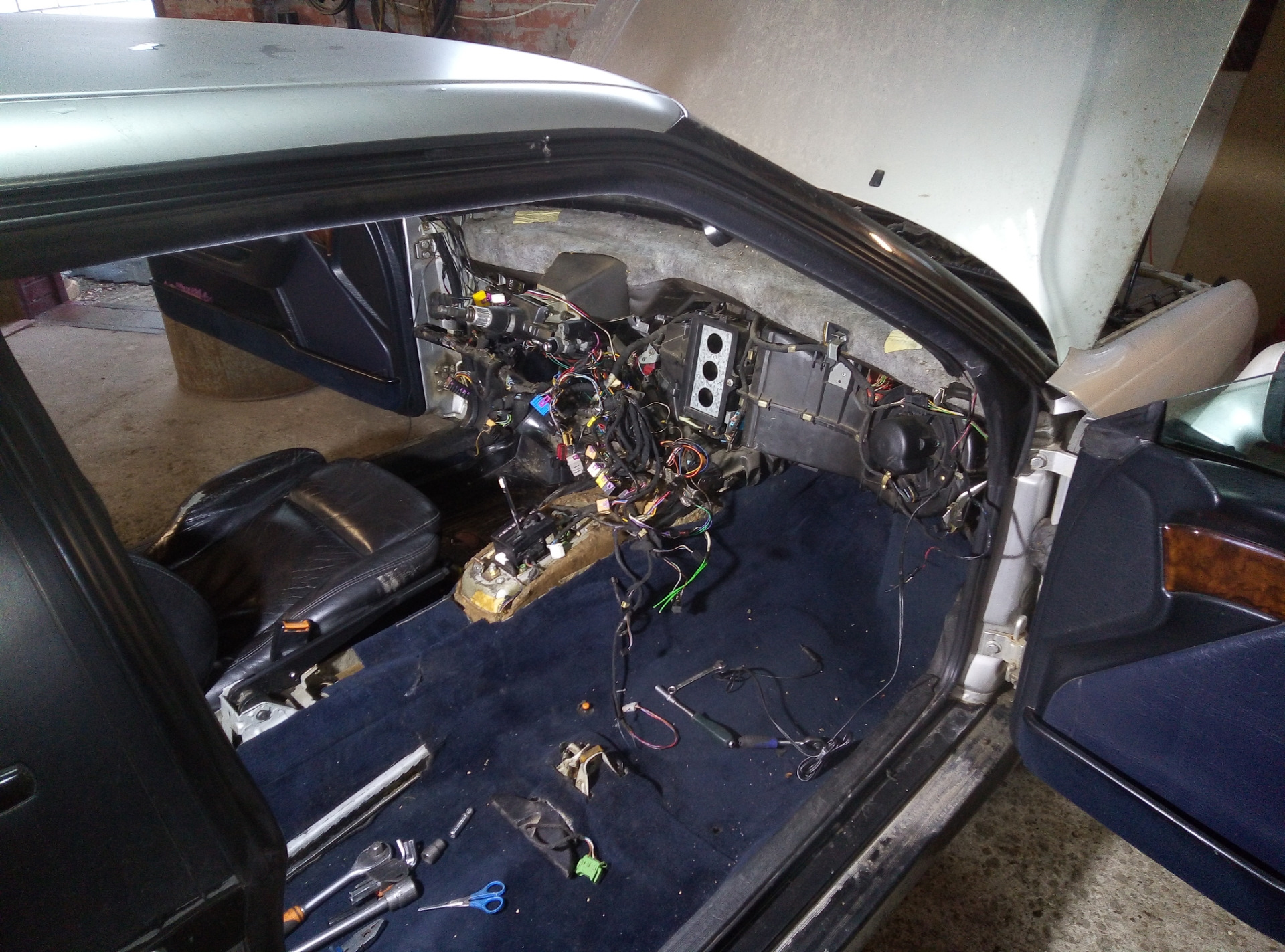 Застрелился радиатор отопителя — Audi Coupe (89/8B), 2,8 л, 1993 года ...