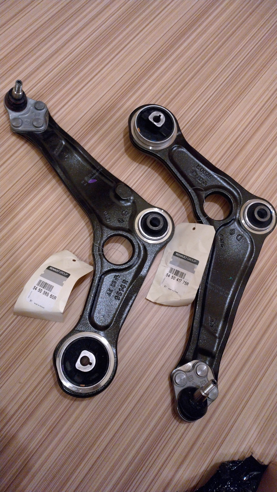 Замена передних рычагов — Renault Megane IV, 1,6 л, 2016 года | визит ...