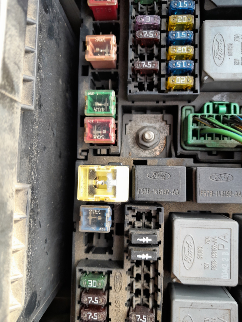 Замена силового предохранителя 60А(yellow) — DRIVE2